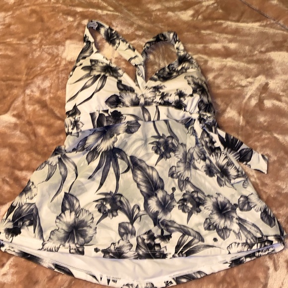 Alex Marie | Swim | Alex Marie Floral Swim Top | Poshmark